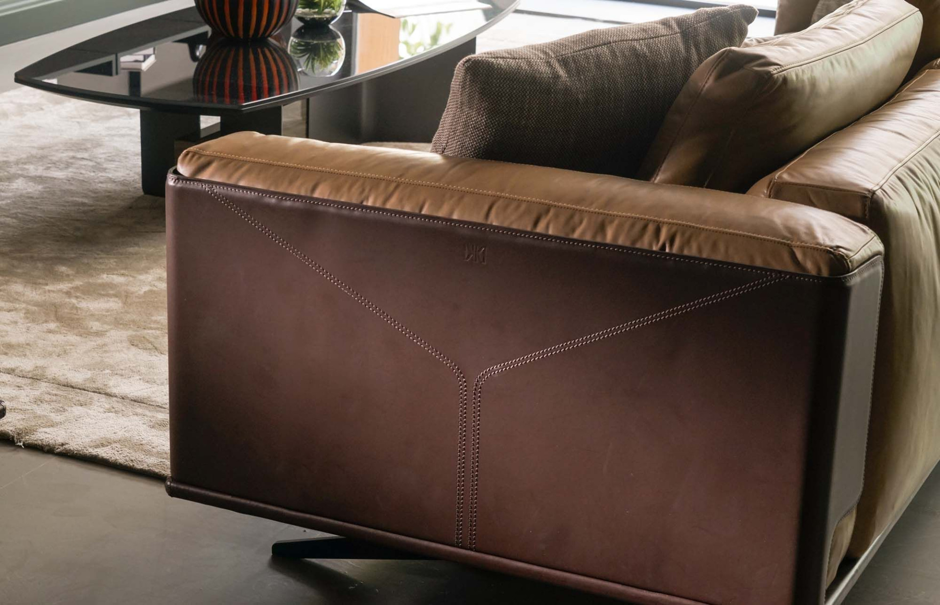 Imperious Sofa — ENNE